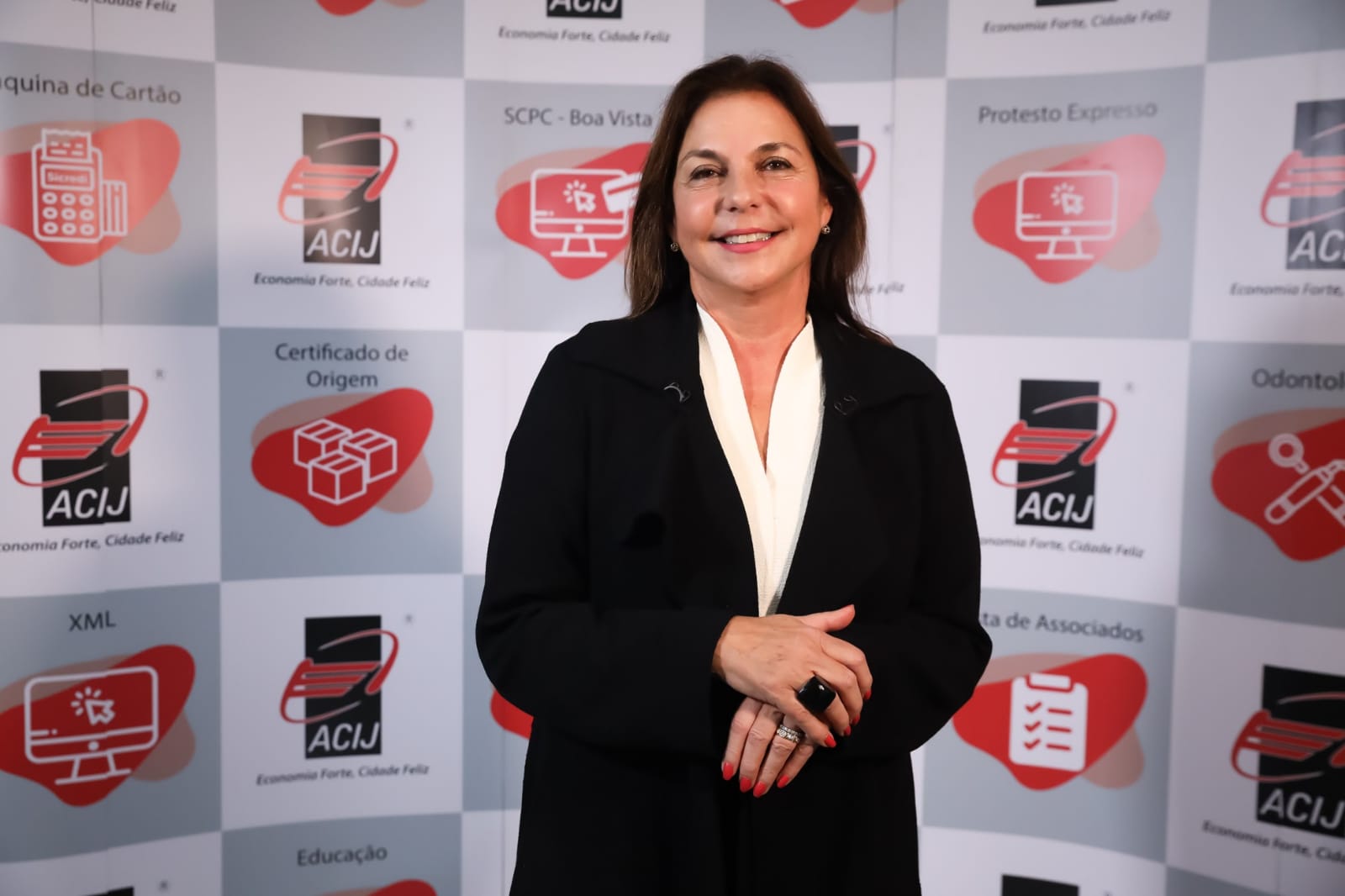 Confira entrevista da presidente eleita da ACIJ para a colunista de ...